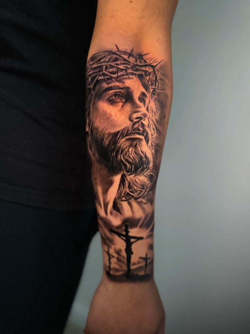 Realistisches Tattoo in Köln stechen lassen | Studio eRain